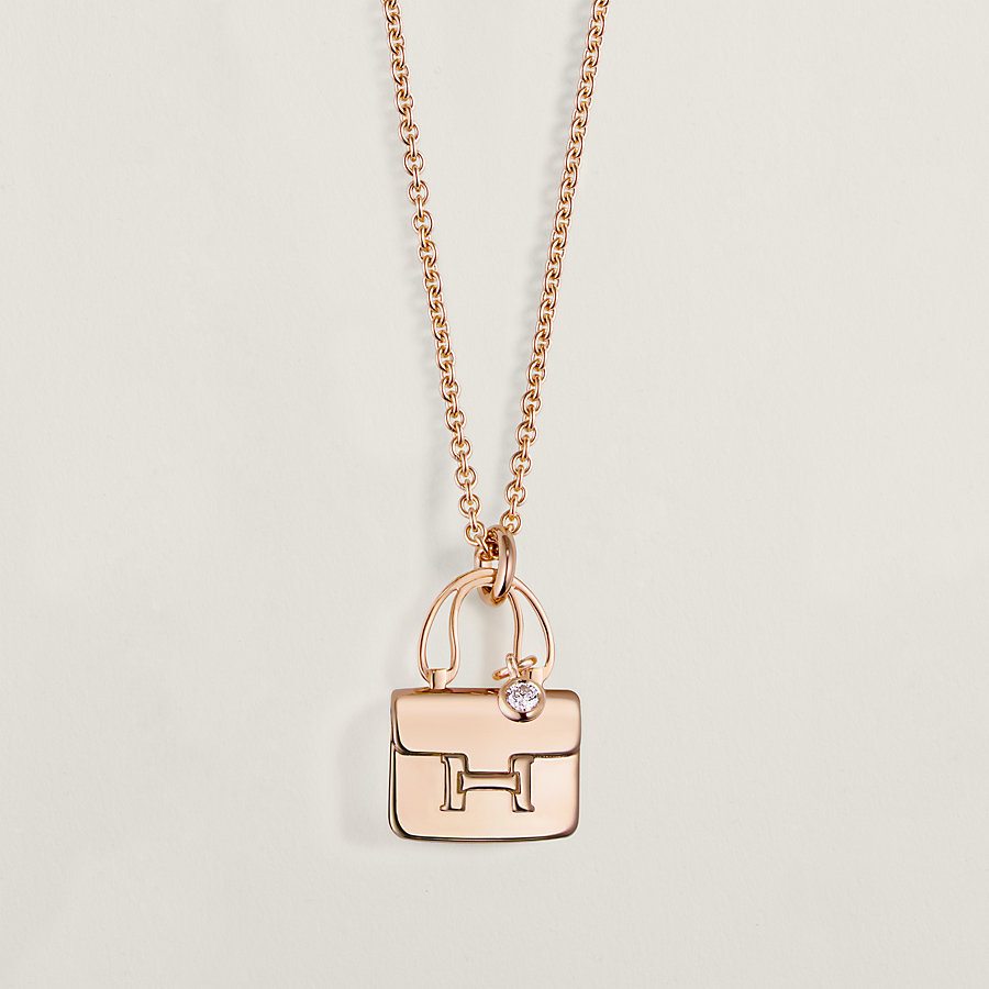 Hermes amulette necklace store
